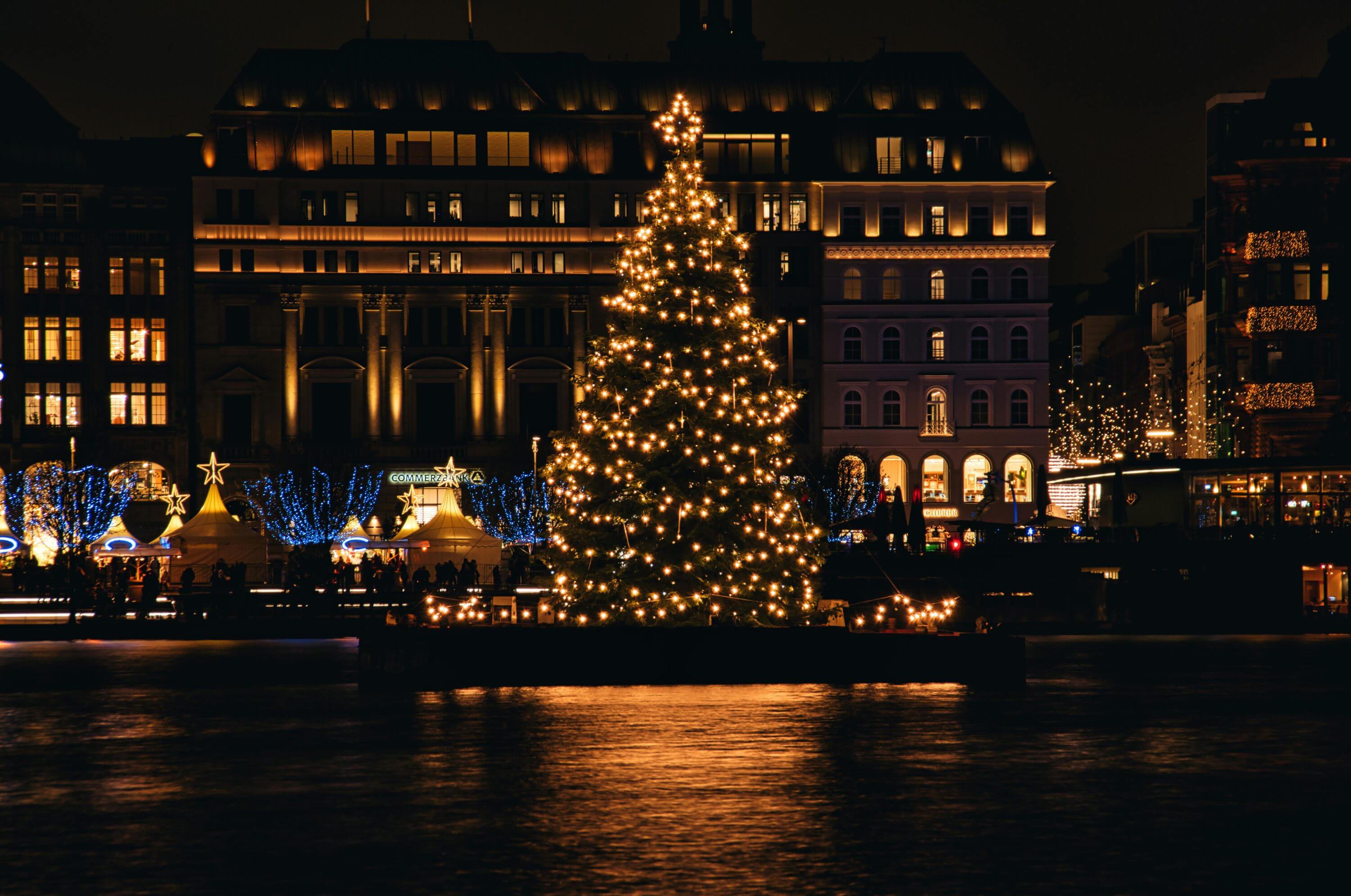Germany's Biggest Christmas Trees: Lights, Length & Popularity